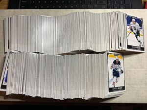 2021-22 o-pee-chee hockey complete 500 card veteran set - overall condition nm or better - included in this set are nhl superstars like connor mcdavid alexander ovechkin sidney crosby kirill kaprizov auston matthews evgeni malkin nathan mackinnon cale mak