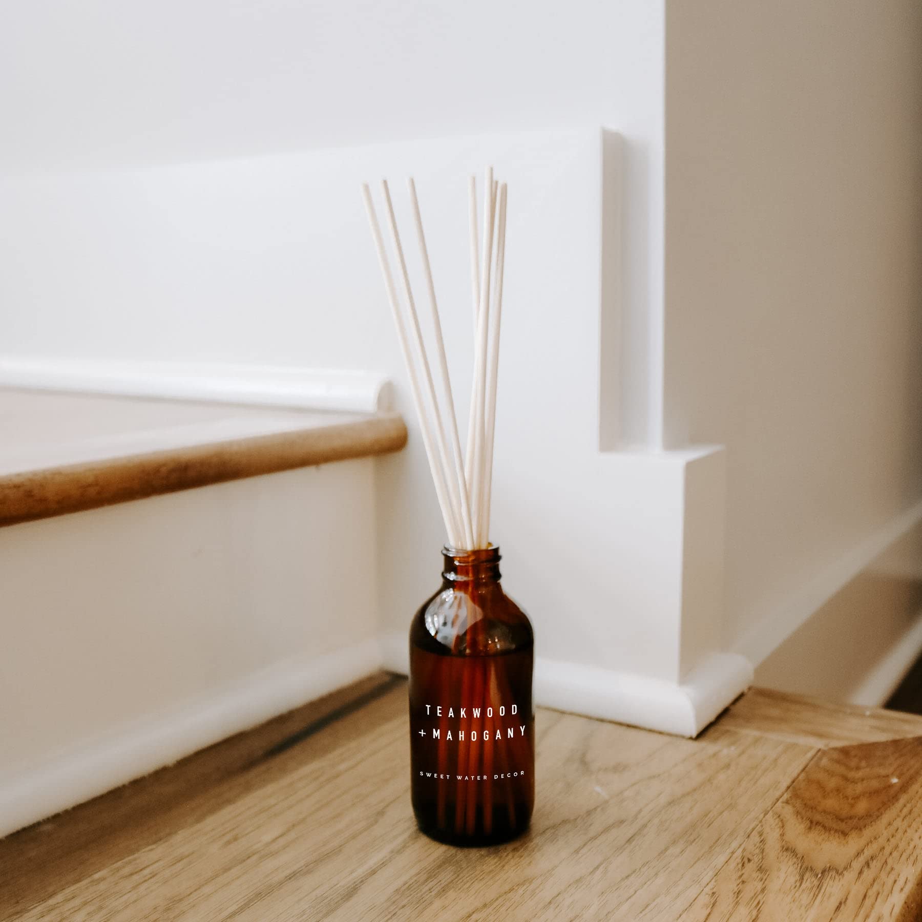 Sweet Water Decor Teakwood + Mahogany Amber Reed Diffuser Set | Lavender, Geranium, Mahogany, Wood Spa Scented Diffusers | Air Freshener | Housewarming Gift | Aromatic Stress Relief