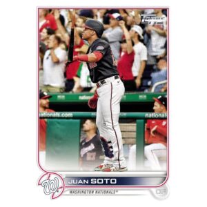 2022 Topps Baseball Factory Hobby Set (660 Cards: 5 Foil Parallel Cards)