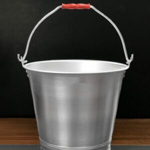 Angoily Stainless Steel Bucket Flat Back Pail Food and Water Pail Metal Utility Pail Ice Bucket Durable Pails for Kennels and Farms 9L