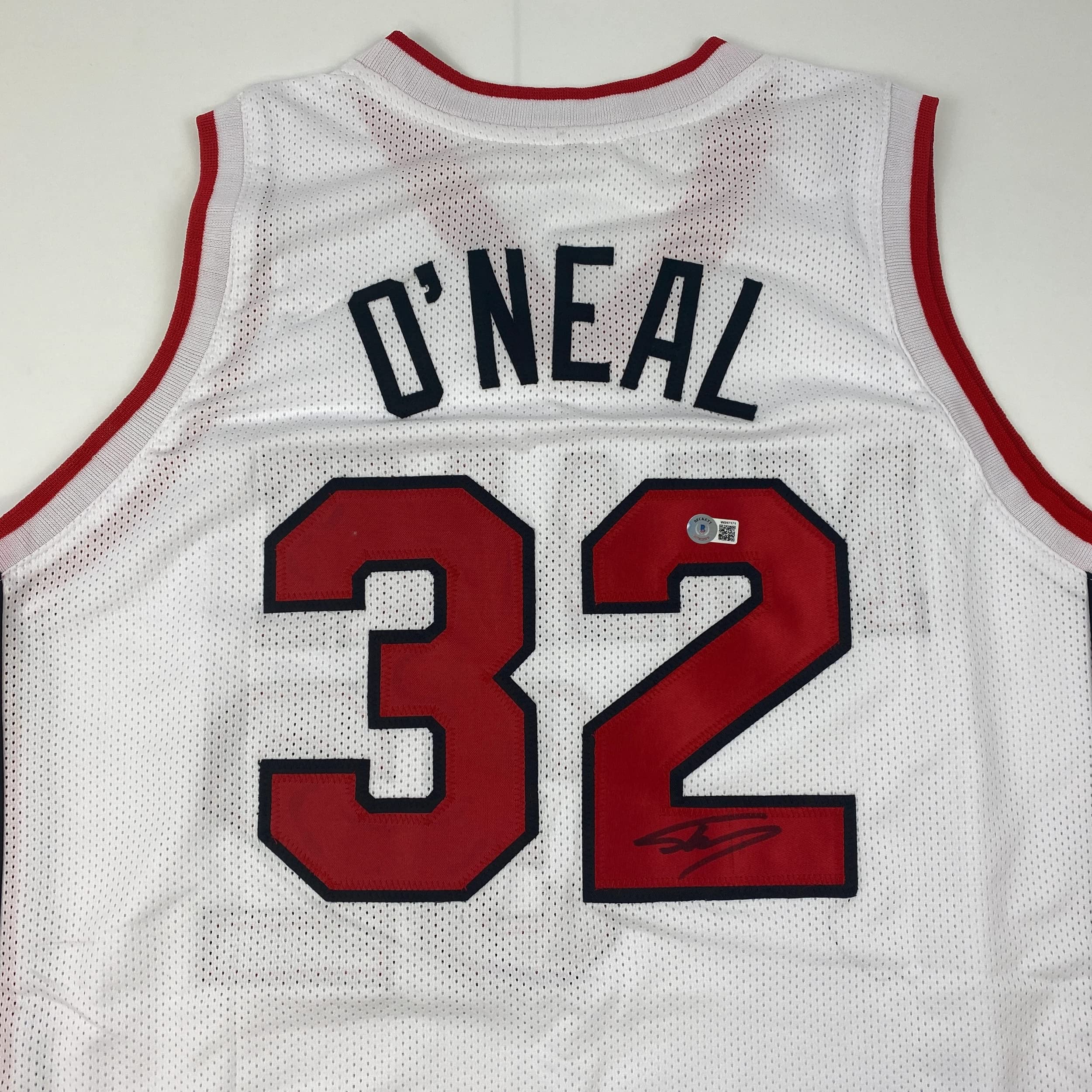 Autographed/Signed Shaquille Shaq O'Neal Miami Heat White Basketball Jersey Beckett BAS COA