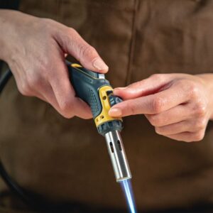 Bernzomatic FirePoint Creator Tool, Precision Flame Hand Torch for use with Bernzomatic MAP-Pro or Propane Fuel