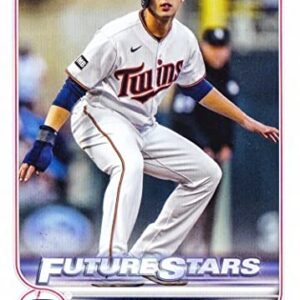 Minnesota Twins 2022 Topps Complete Mint Hand Collated 21 Card Team Set Featuring Miguel Sano and Byron Buxton plus Future Stars and Rookie Cards