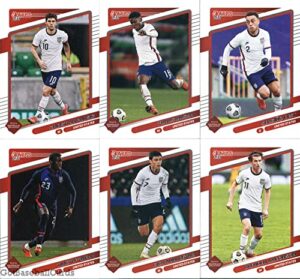 2021-22 donruss road to qatar united states team set of 8 cards: christian pulisic(#160), yunus musah(#161), sergino dest(#162), timothy weah(#163), giovanni reyna(#164), brenden aaronson(#165), tyler adams(#166), weston mckennie(#167), bryan reynolds(#18