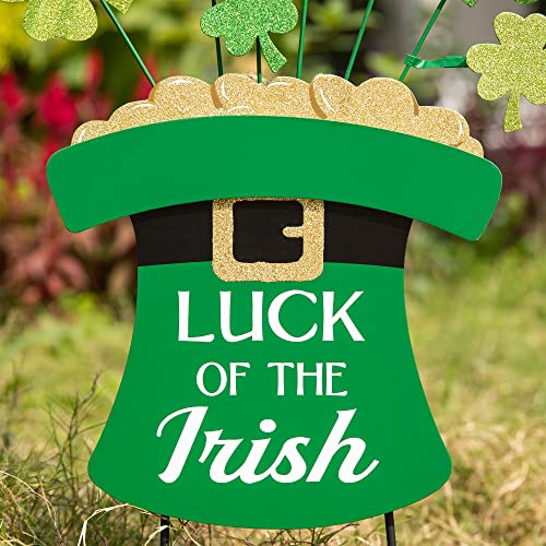 Glitzhome 31.5"H St. Patrick's Leprechaun Belt Yard Signs with Stakes, Wooden Door Wall Hanging Decor Interchangeable for Home Party Yard Lawn Patio Outdoor