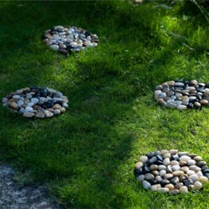 Qualdout River Rocks Stepping Stones Pavers Outdoor for Garden Walkway, Pebbles Polished Gravel for Yard Lawn Patio Pathway Landscaping, Set of 6 (Roundness)