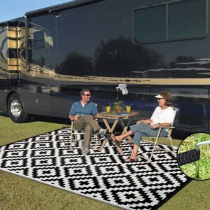 HOYJA Outdoor Plastic Straw Rug for Patio RV Camping 5 x 8ft Waterproof Black White Outdoor Area Rugs,Reversible Portable Large Floor Mat and Carpet for Oustide Deck Picnic Beach Trailer