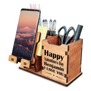 Personalized Wooden Pen Holder for Desk with Cell Phone Holder Wood Desk Organizer Pencil Holder Coworker Gifts Boss Leader Colleague Friends Office Organization Employee Appreciation Gifts