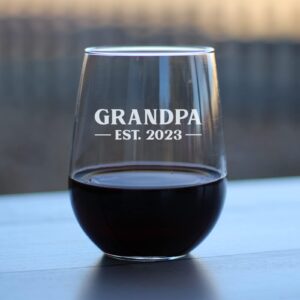 Grandpa Est 2023 - New Grandfather Stemless Wine Glass Gift for First Time Grandparents - Bold 17 Oz Large Glasses