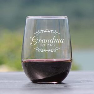 Grandma Est 2023 - New Grandmother Stemless Wine Glass Gift for First Time Grandparents - Decorative 17 Oz Large Glasses