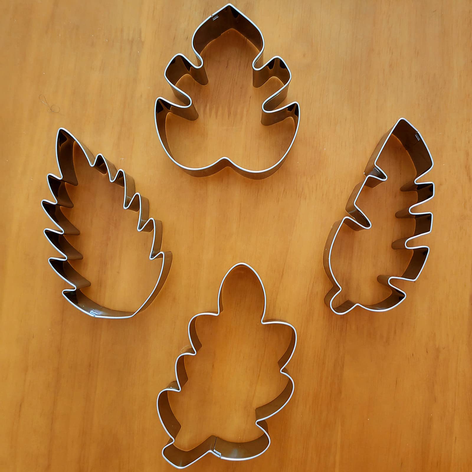 LUBTOSMN Tropical Leaves Cookie Cutter Set-4 Piece- Oak Leaf, Monstera Leaf, Fern Leaf, Tropical Leaves Cookie Fondant Biscui Cutters