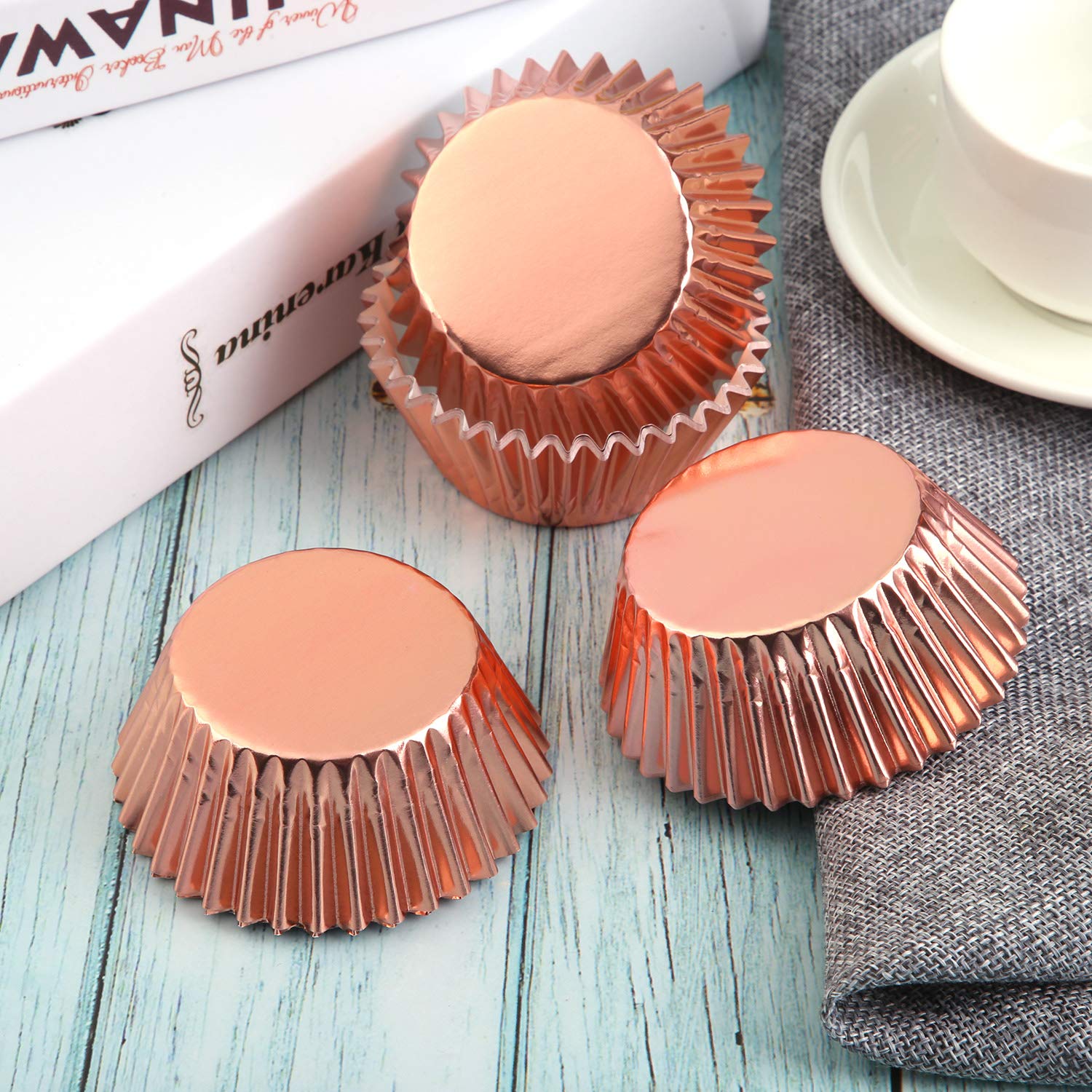 URATOT 100 Pieces Foil Metallic Cupcake Liners Muffin Wrappers Foil Baking Cups Muffin Paper Cases, Rose Gold