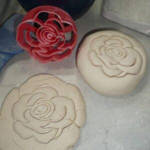 ROSE FLOWER DESIGN PATTERN CONCHA CUTTER MEXICAN SWEET BREAD STAMP MADE IN USA PR4518 Red