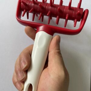 Pizza Dough Docker Docker Dough Bubble killer Time-Saver Pizza Dough Roller Docker Dough Blistering Killer (Red)