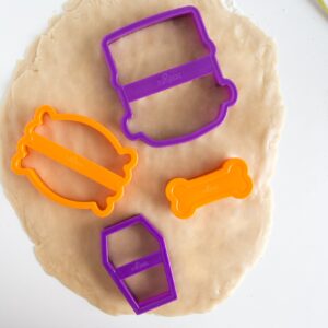 Fox Run Nesting Halloween Cookie Cutters, Set of 4, Frankenstein, Spider, Coffin, and Bone