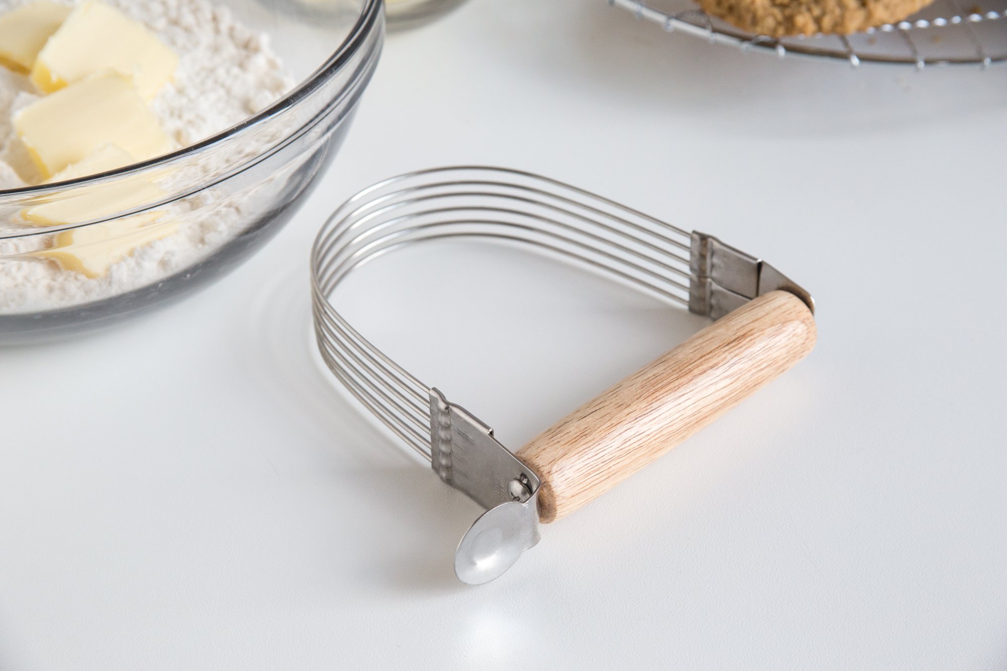 Fox Run Wire Pastry Blender, 5", Steel and Wood