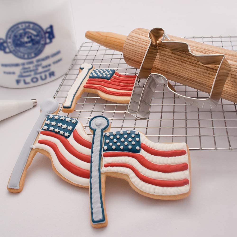 Fourth of July Cookie Cutter 3-Pc Set Made in USA by Ann Clark, Flag, Shooting Star, USA Map