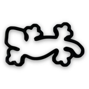 lizard gecko or salamander cookie cutter with easy to push design, for baby showers, work events, and birthday celebrations (4 inch)