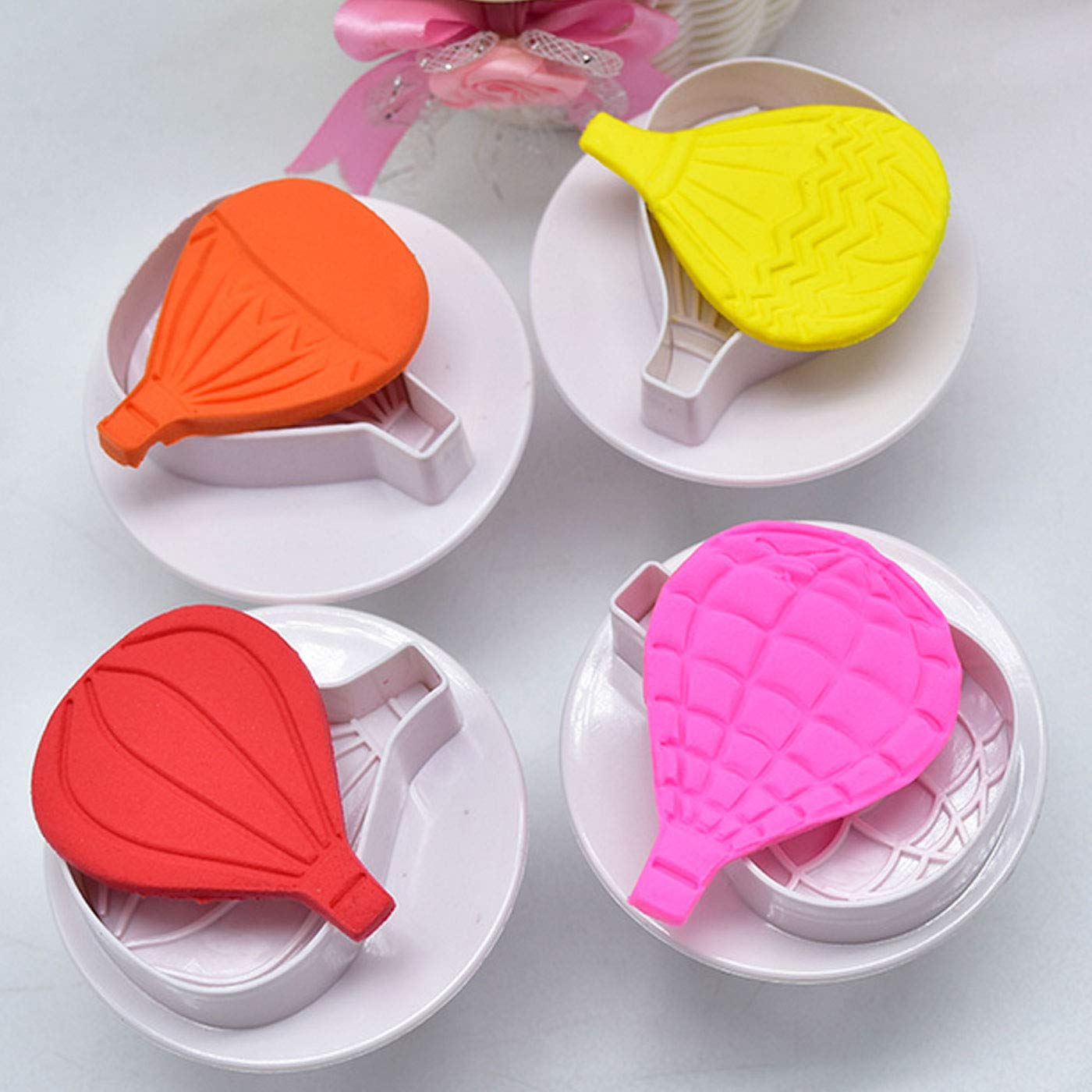 9Pcs Balloons and Cloud Cake Decoration Fondant Mold Set Hot Air Balloon Cookie Cutters for Chocolate Candy Baking Pastry Cookie Sugar Craft