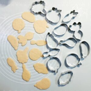 Vegetable Shaped Cookie Cutters of 12 pcs, Stainless Steel Veggie Fondant Cutters Set Pastry Biscuit Baking Clay DIY Molds