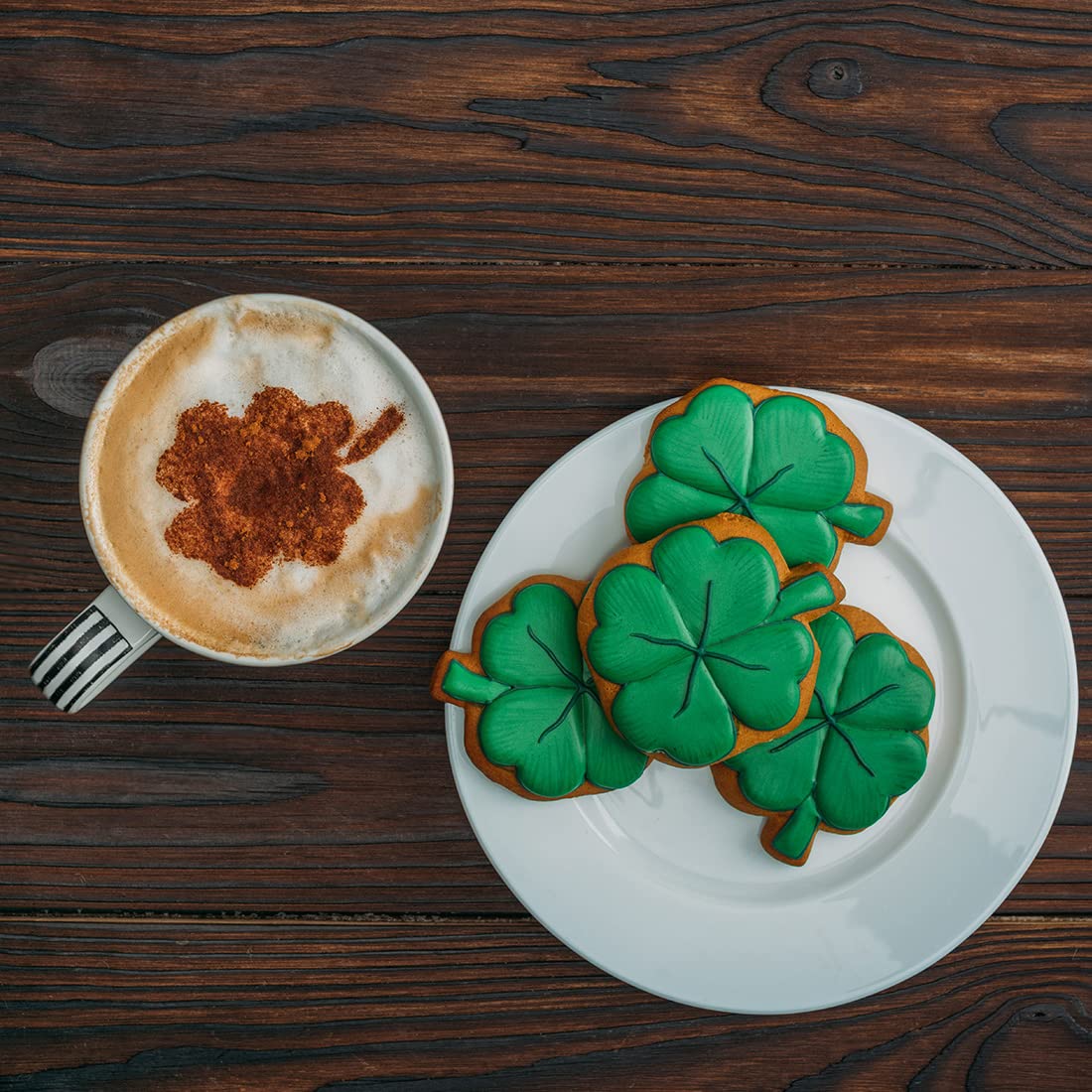 Shamrock Cookie Cutters Set, 6 Pieces St. Patrick's Day Clover,Four Leaf Clover Shaped Cookie Cutters Supplies4'', 3'',1.8' Biscuit Cutters for Saint Patrick's Day Irish Party