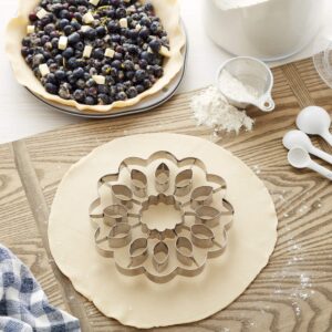 Wilton Sunflower Pie Crust Cutter