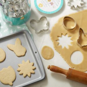 Wilton Metal Easter Cookie Cutter Set with Storage Tub, 18-Piece