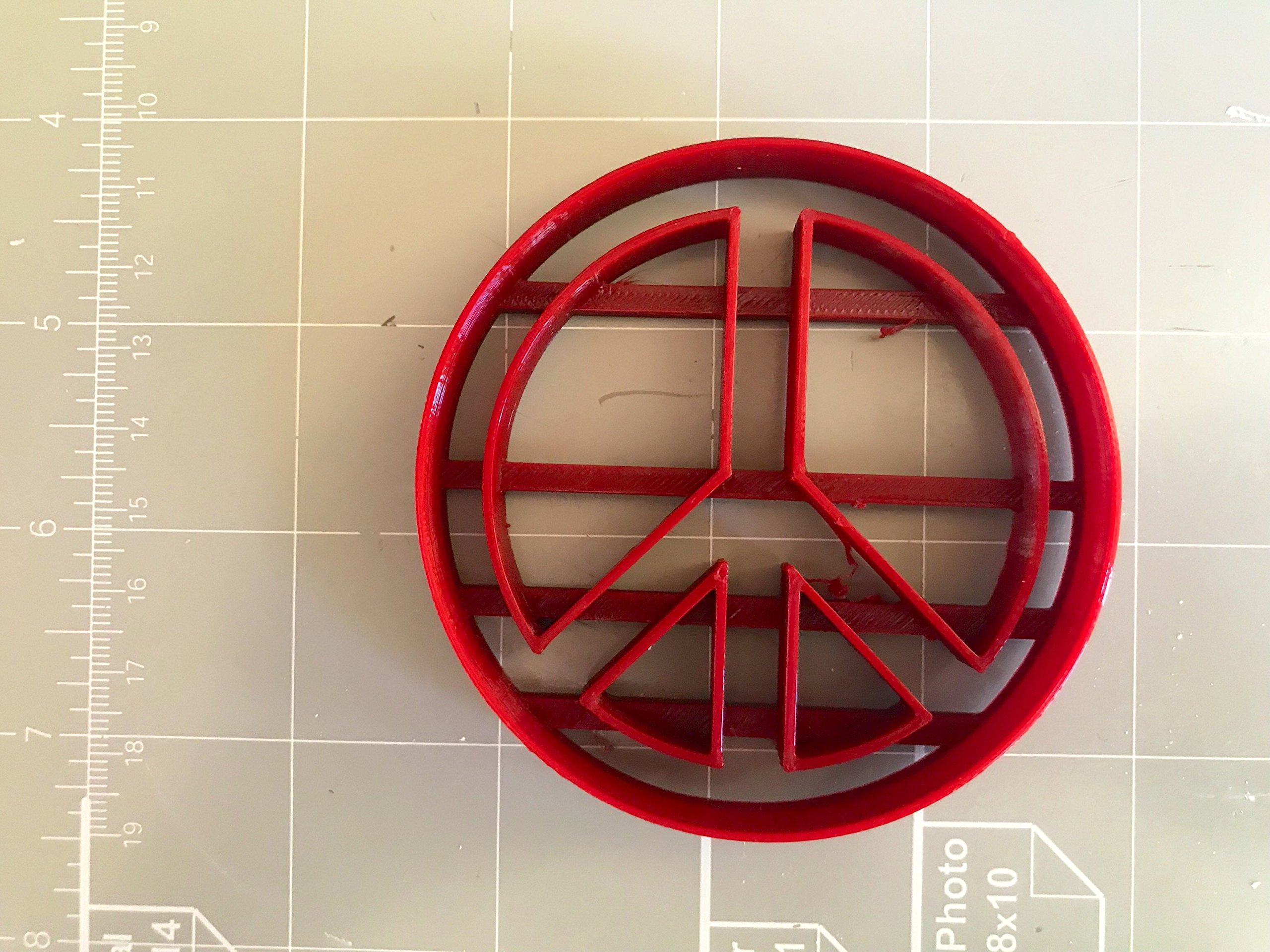 Peace Symbol Cookie Cutter (4 inches)