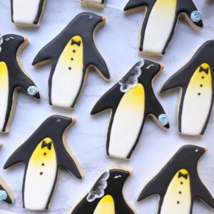 Penguin Cookie Cutter 5"