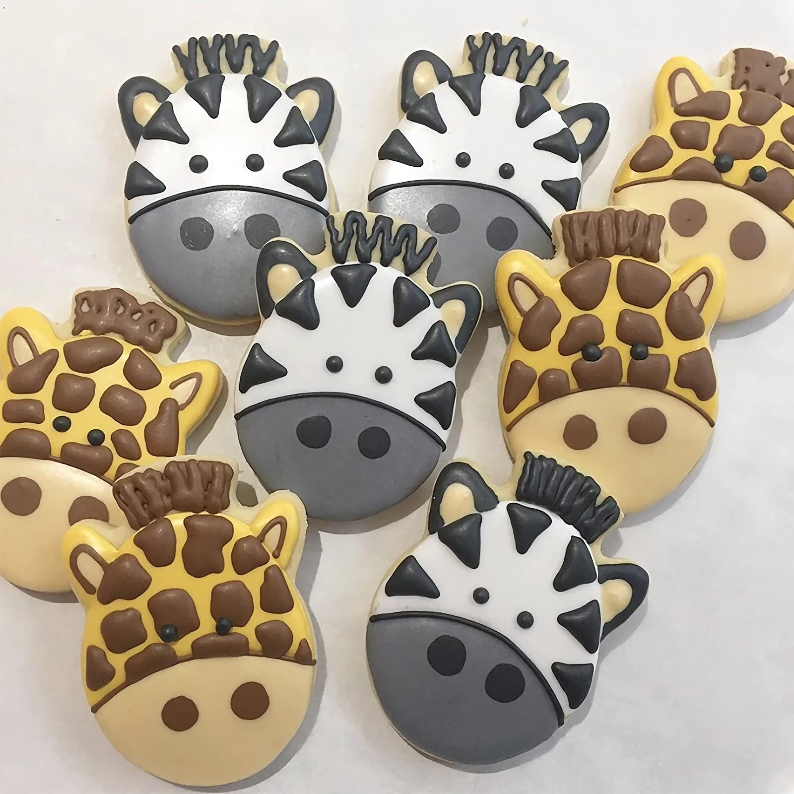 Giraffe Cookie Cutters Set 4 Inch - 6 Pieces Mother and Baby DIY Stainless Steel Metal Biscuit Mold with Sitting Baby Giraffe, Giraffe Face and Head Shapes Cutter for Baby Shower, Birthday Party