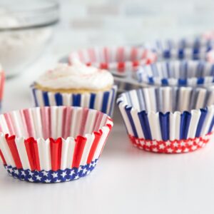 Fox Run Patriotic Bake Cup Set, 3 x 3 x 1.25 inches, Multicolored