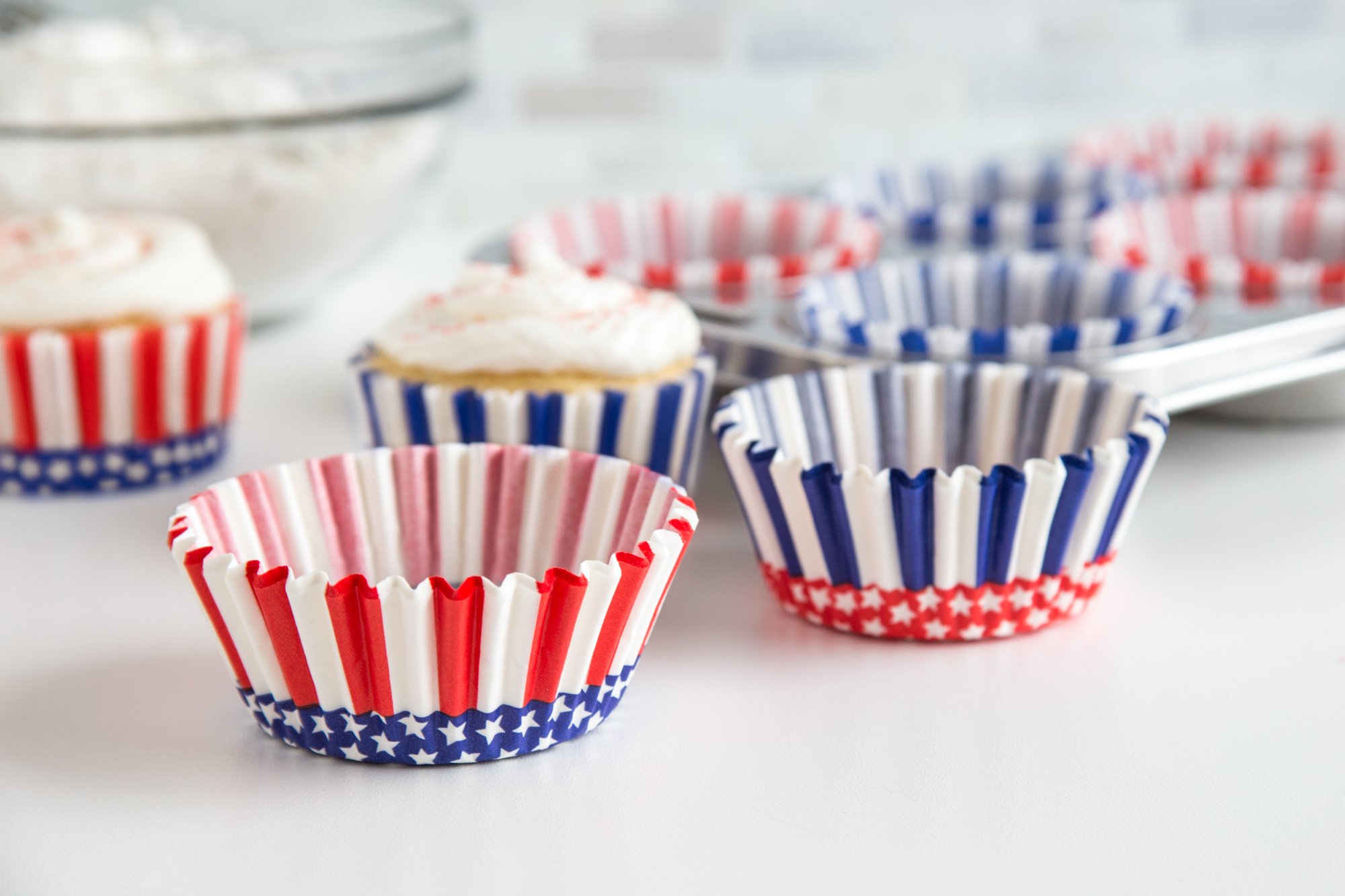 Fox Run Patriotic Bake Cup Set, 3 x 3 x 1.25 inches, Multicolored