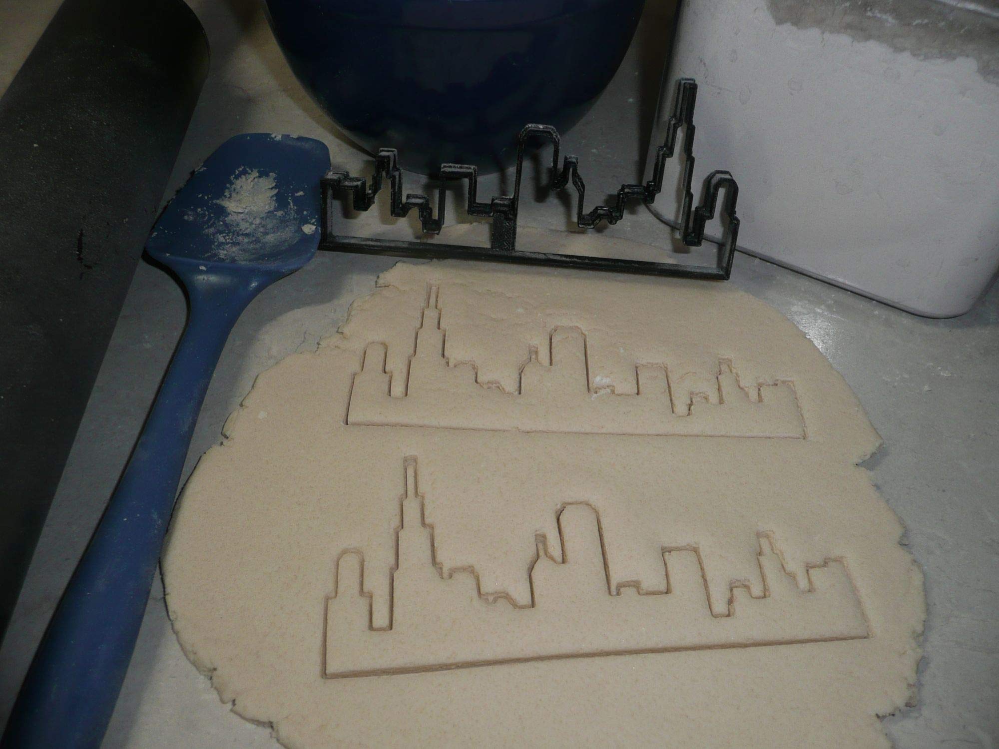 CHICAGO SKYLINE SILHOUETTE WINDY CITY SKYSCRAPERS COOKIE CUTTER MADE IN USA PR3370