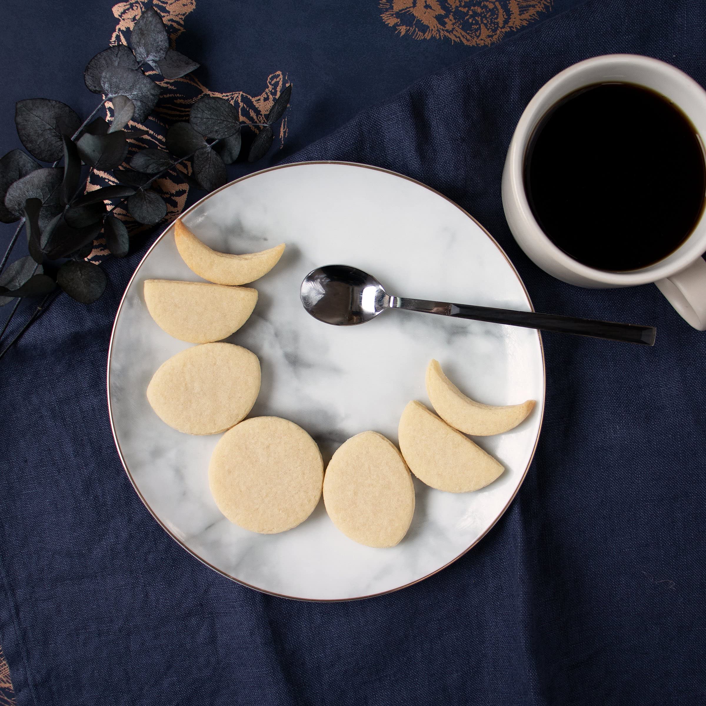 Set of 4 Moon Cycle cookie cutters (Designs: Crescent Moon, Quarter Moon, Gibbous Moon, & Full Moon), 4 pieces - Bakerlogy