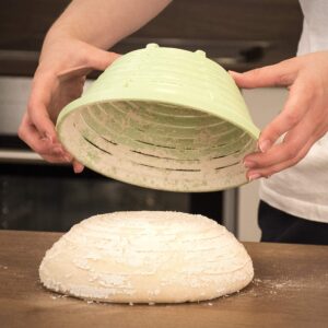 9 Inch Banneton Bread Proofing Basket - Plastic Banneton Sourdough Proofing Basket for Bakers - Anti stick Baskets for Bread Baking - Easy Removal of sticky dough