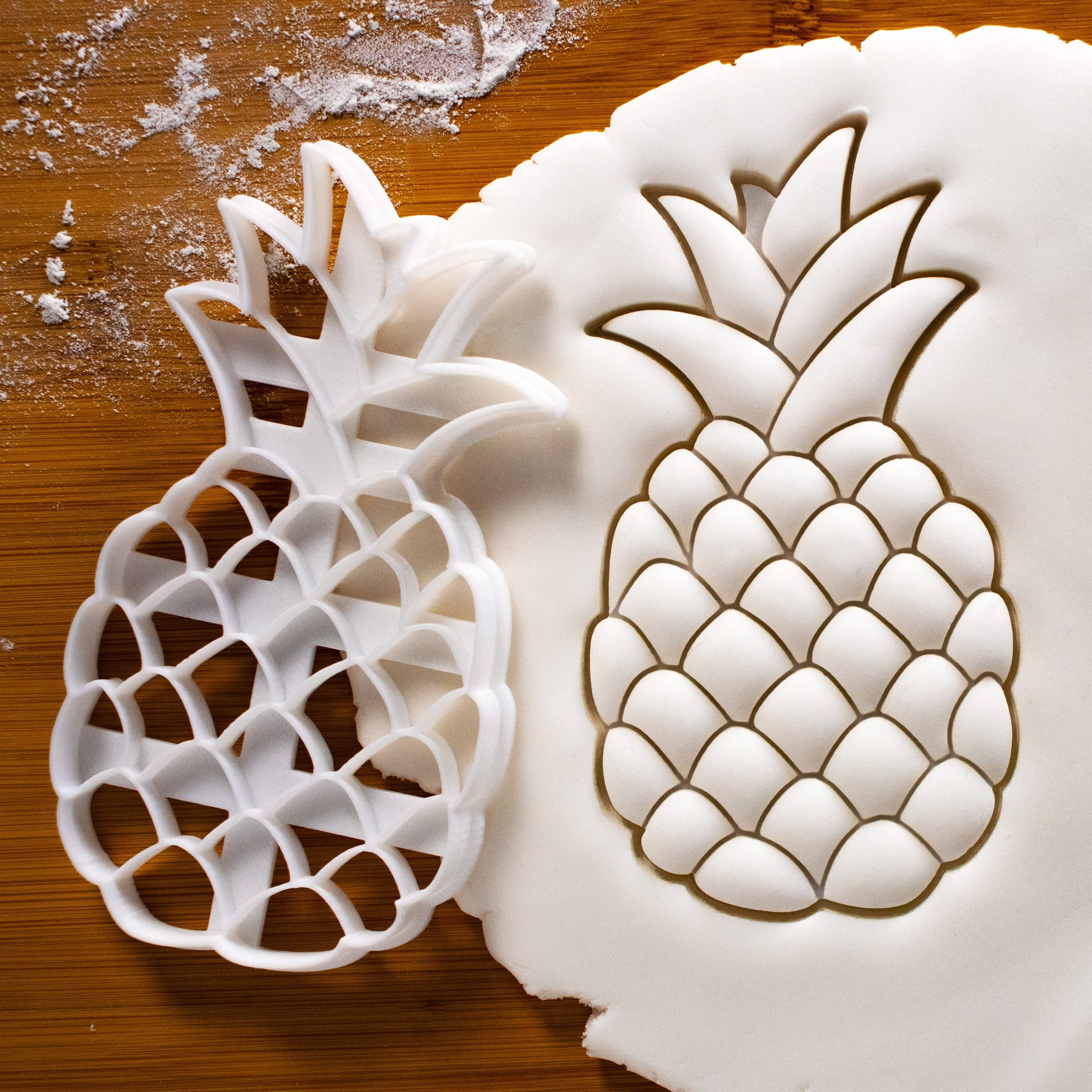 Pineapple cookie cutter, 1 piece - Bakerlogy