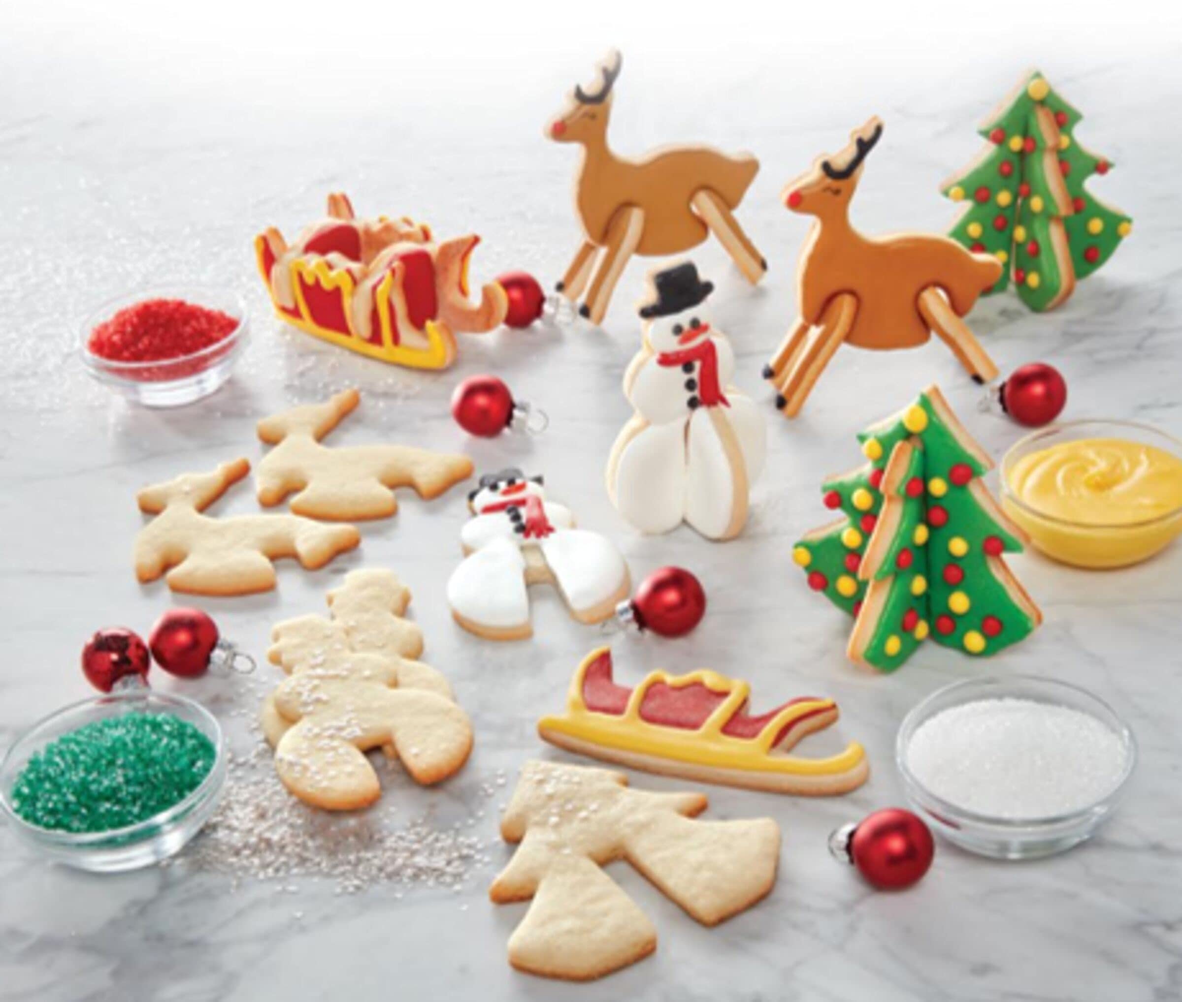 Chicago Metallic Christmas Tree 3D Cookie Cutter Set, 12-Piece, Silver