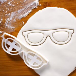 Spectacles cookie cutter, 1 piece - Bakerlogy