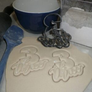 NUMBER THREE 3 WITH WORD BIRTHDAY ANNIVERSARY PARTY AGE DETAILED COOKIE CUTTER MADE IN USA PR2404