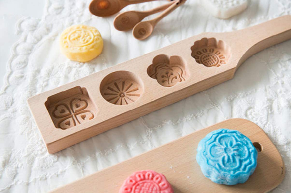 K JINGKELAI MoonCake Mold Chinese Traditional Mid-autumn Festival Moon Cake Mold 4 Flowers Wooden Handmade Baking Mold for Muffin Mooncake Cookie Biscuit Chocolate Pumpkin Pie