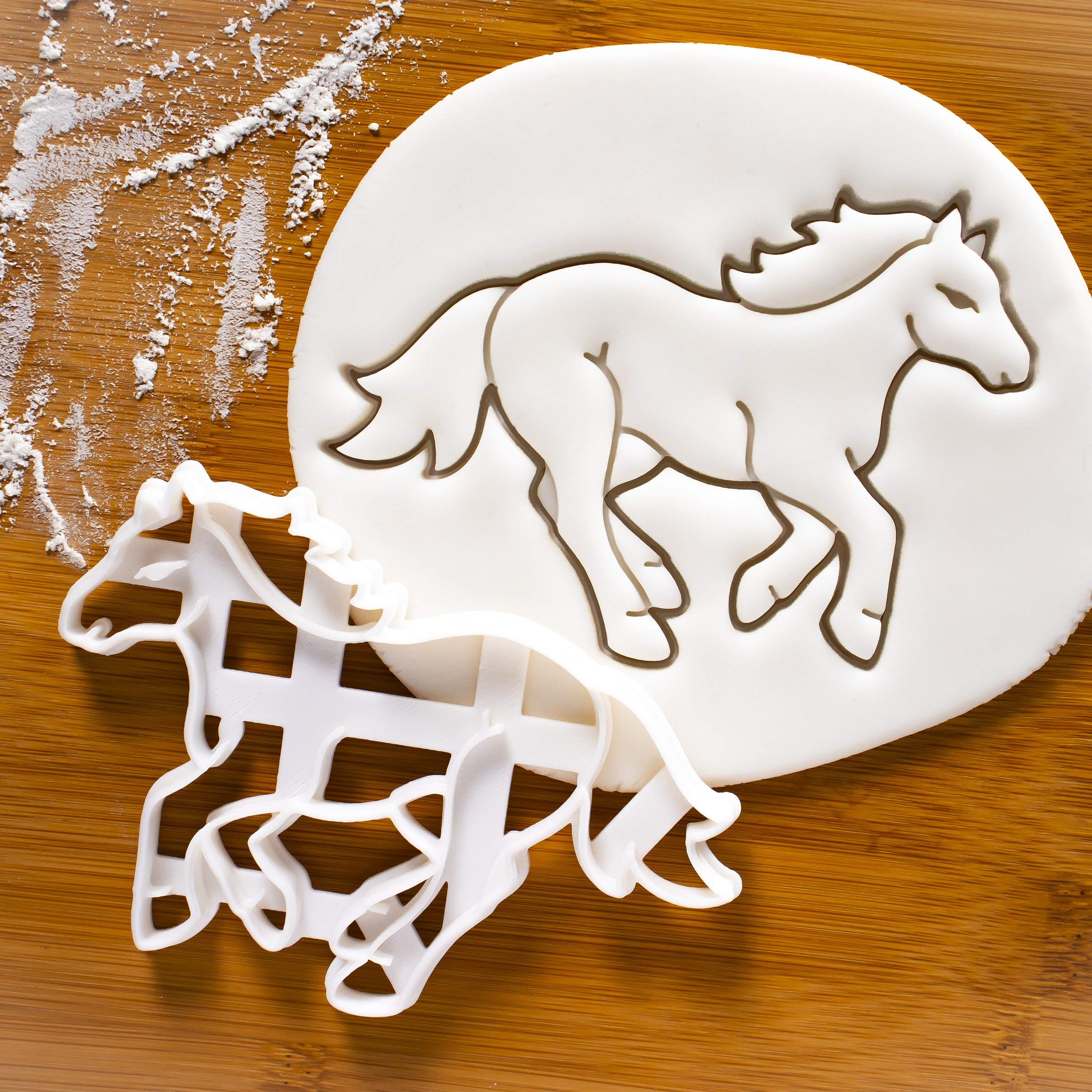 Set of 2 Horse cookie cutters (Designs: Horse Head and Horse Running), 2 pieces - Bakerlogy