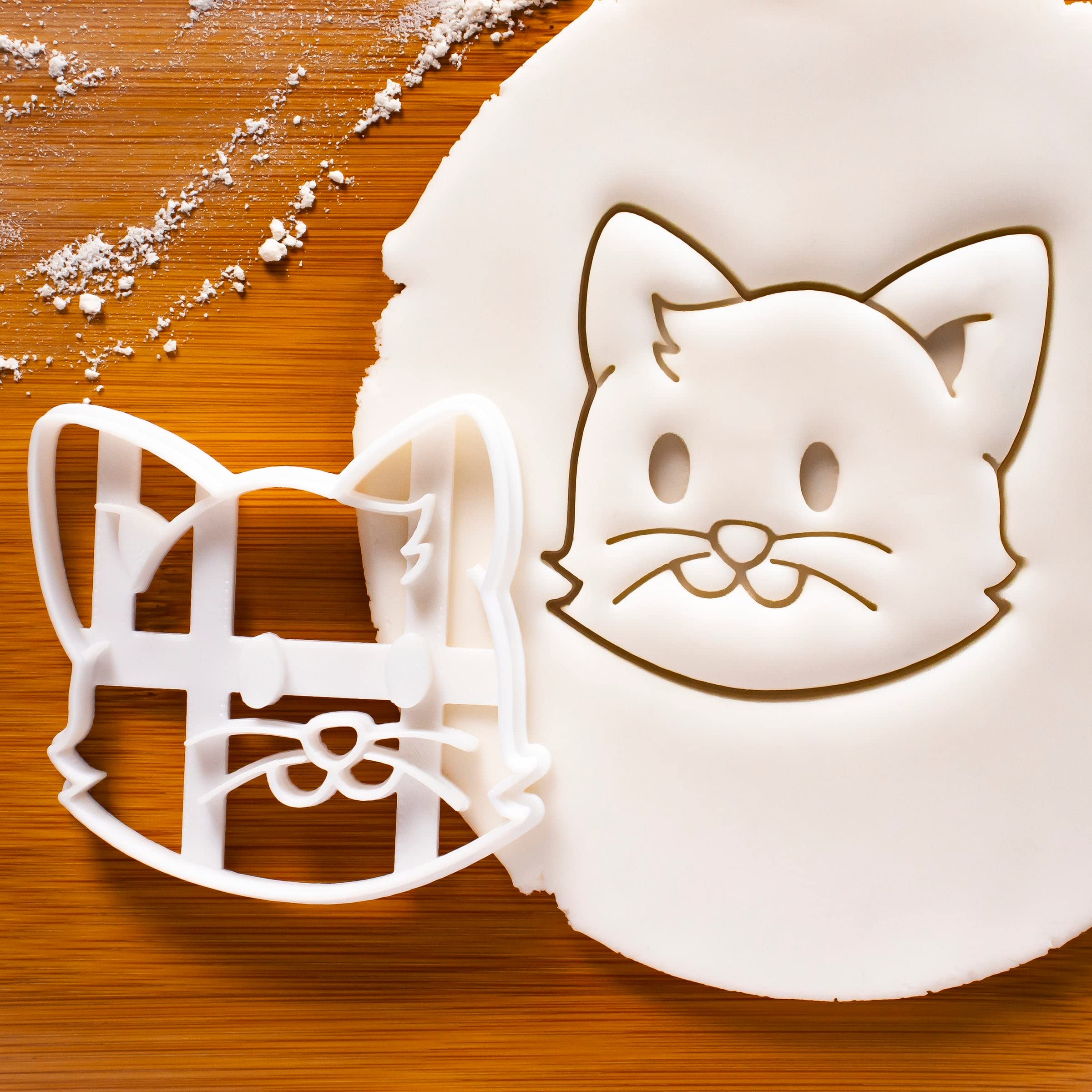 Cat Face cookie cutter, 1 piece - Bakerlogy