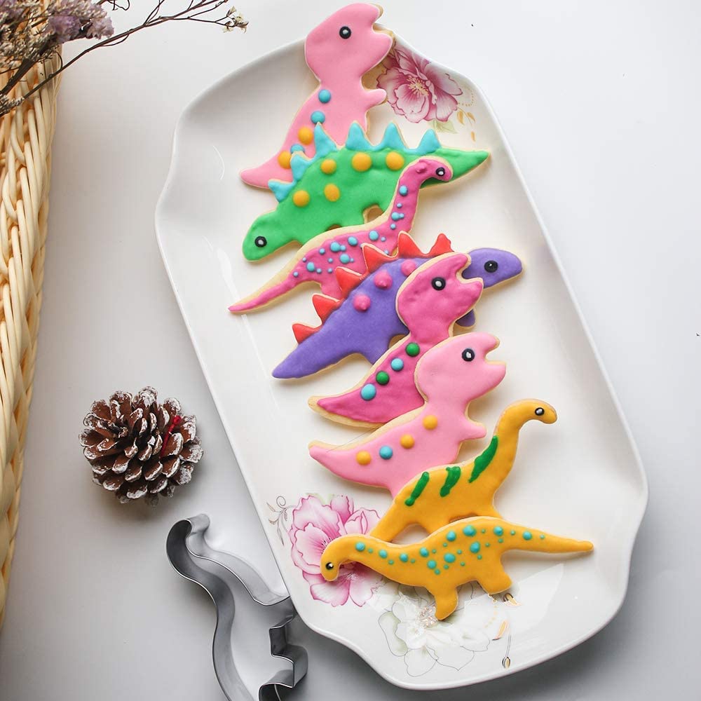 TINGSING Dinosaur Cookie Cutters, 7 Pieces Dinosaur Biscut Cutter Stainless Steel Dinosaur Shapes Baking Mold Fondant Candy Food Sandwich Cutters for Kids Dinosaur Theme Birthday Party Supplies