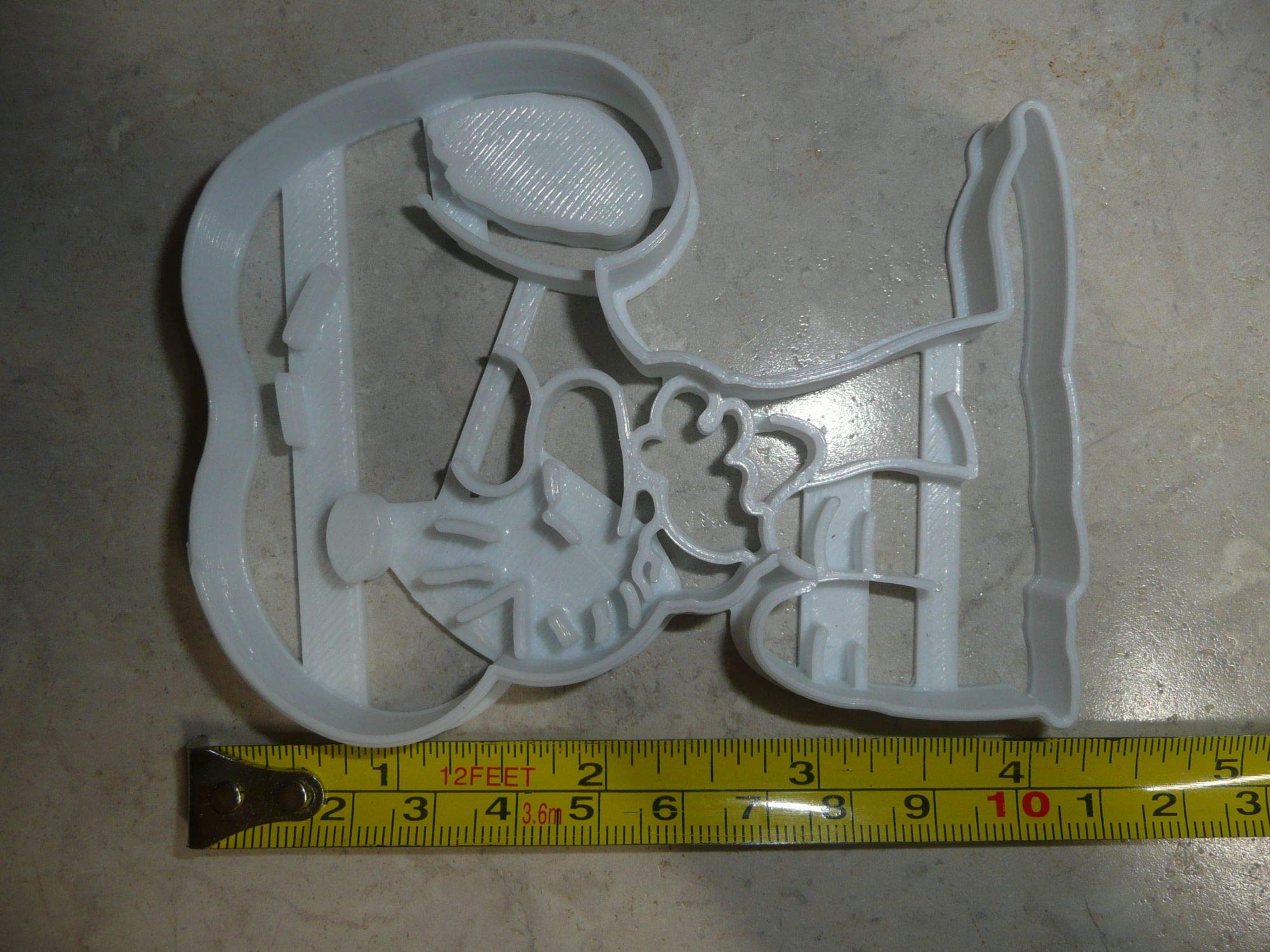 INSPIRED BY SNOOPY HUGGING WOODSTOCK COMICS MOVIE COOKIE CUTTER MADE IN USA PR3495