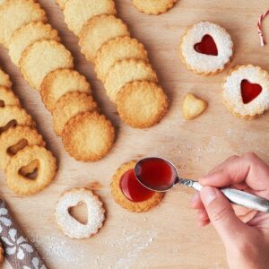 GWHOLE 8 Pack of Mini Linzer Cookie Cutter Set Biscuit Cutters for Christmas Winter Holiday