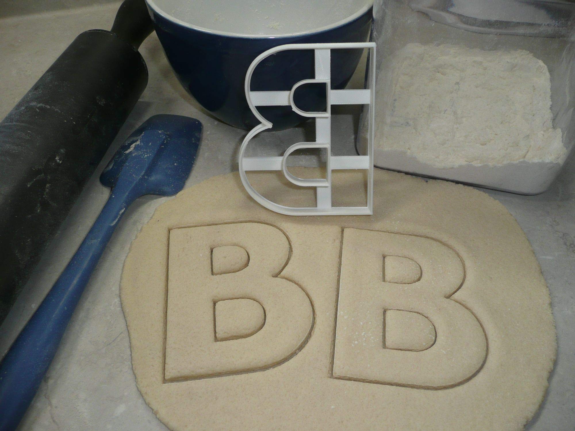 LETTER B 4 INCH UPPERCASE CAPITAL BLOCK FONT COOKIE CUTTER MADE IN USA PR4215