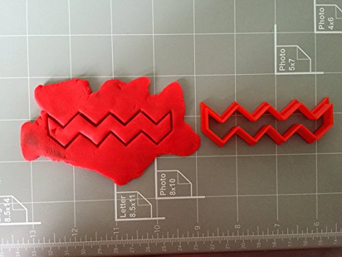 Chevron Cookie Cutter (4 Inch)