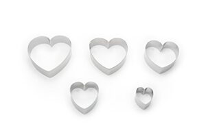 fox run heart shaped cookie cutters, 5-piece set with storage tin included, stainless steel