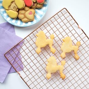 Set of 2 Poodle cookie cutters (Designs: Poodle Silhouette and Poodle Face), 2 pieces - Bakerlogy