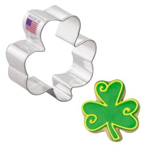 shamrock cookie cutter 2.5" made in usa by ann clark